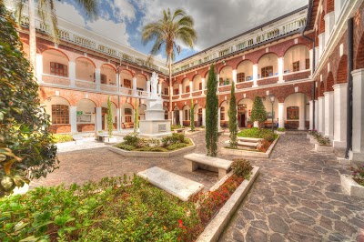 Top 10 Mejores Universidades en Quito - 2025